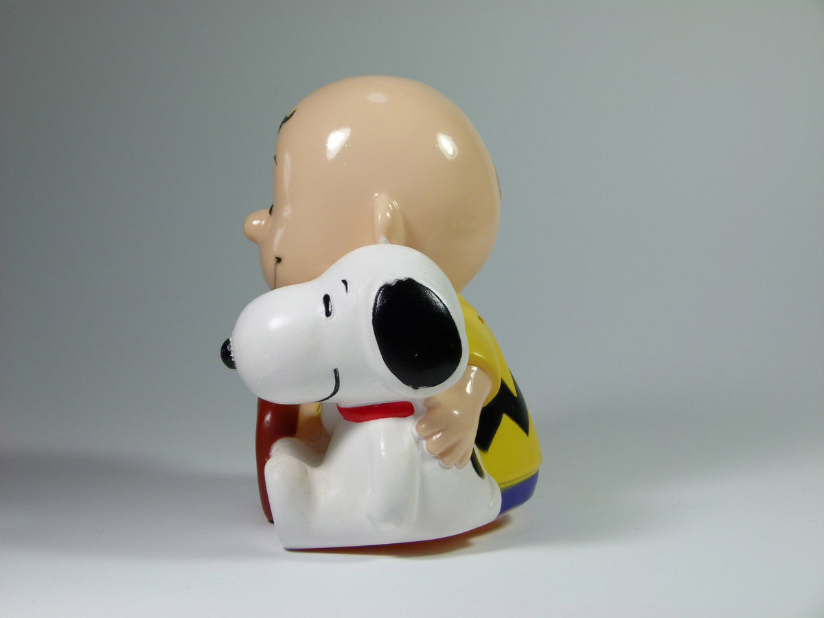 Charlie Brown and Snoopy Bank | snoopn4pnuts.com